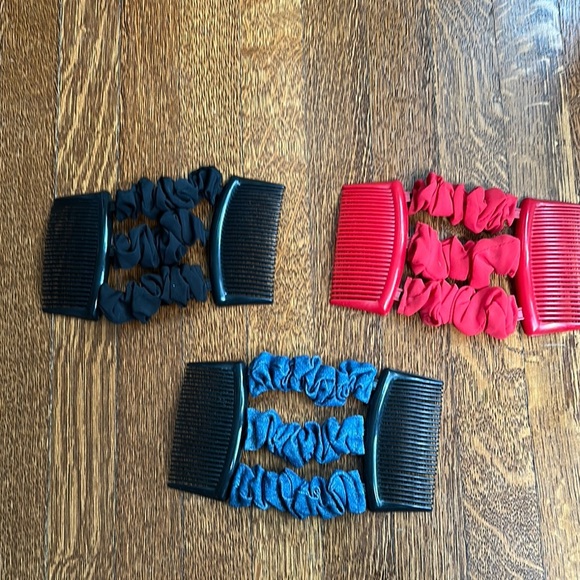 Accessories | Vintage 9s Stretch Comb Hair Clips 3pack Black Red Denim ...